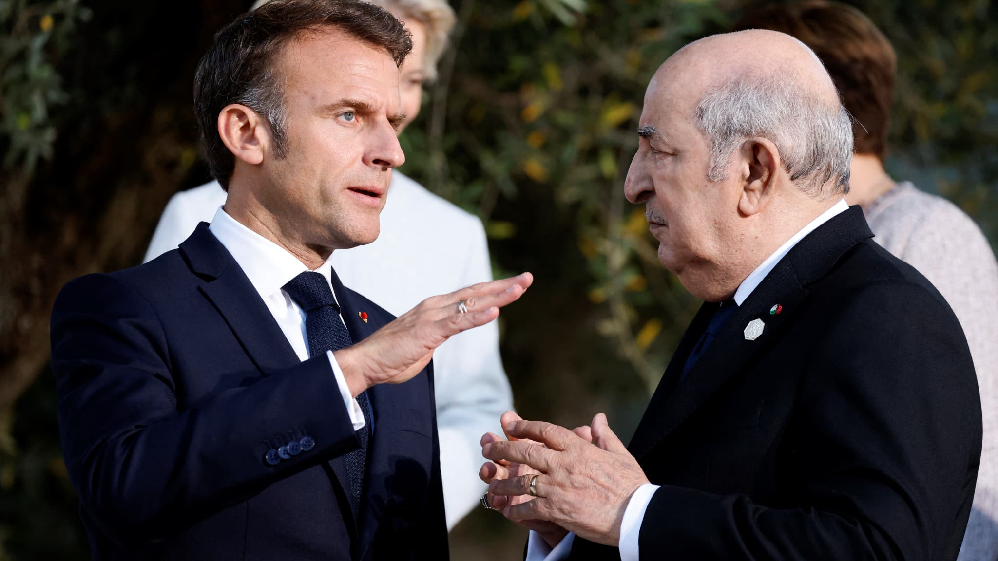 Algérie: Macron et Tebboune relancent la relation bilatérale après des ... Algérie: Macron et Tebboune relancent la relation bilatérale après des ...