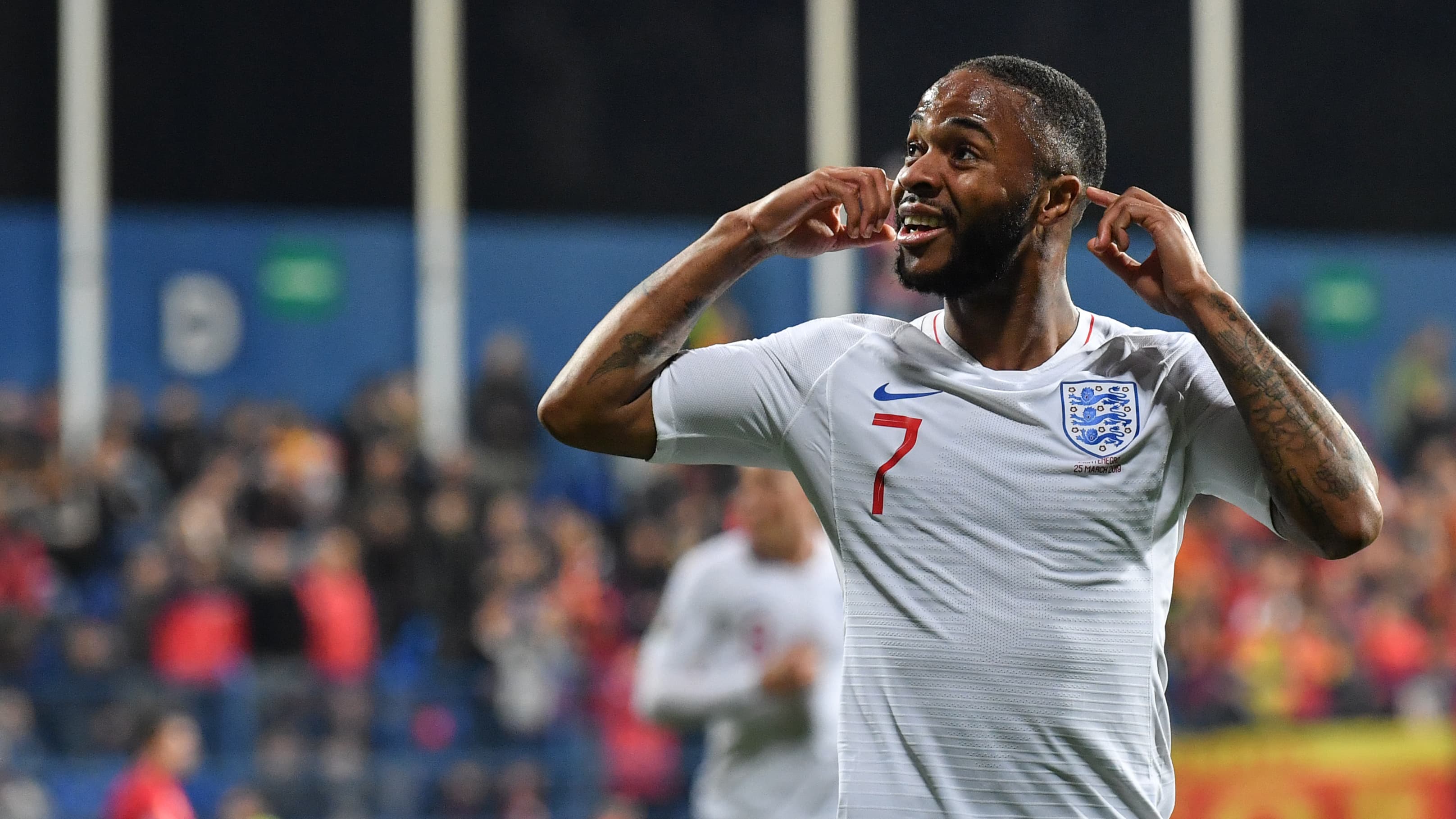 Monténégro-Angleterre: des cris racistes contre Rose et Sterling