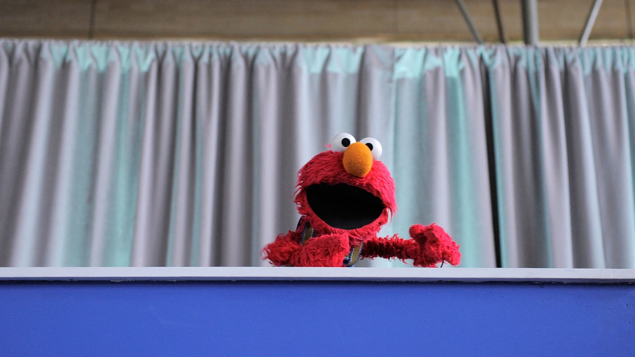 Piraté, le compte X d'Elmo de "Sesame Street" diffuse des messages ...