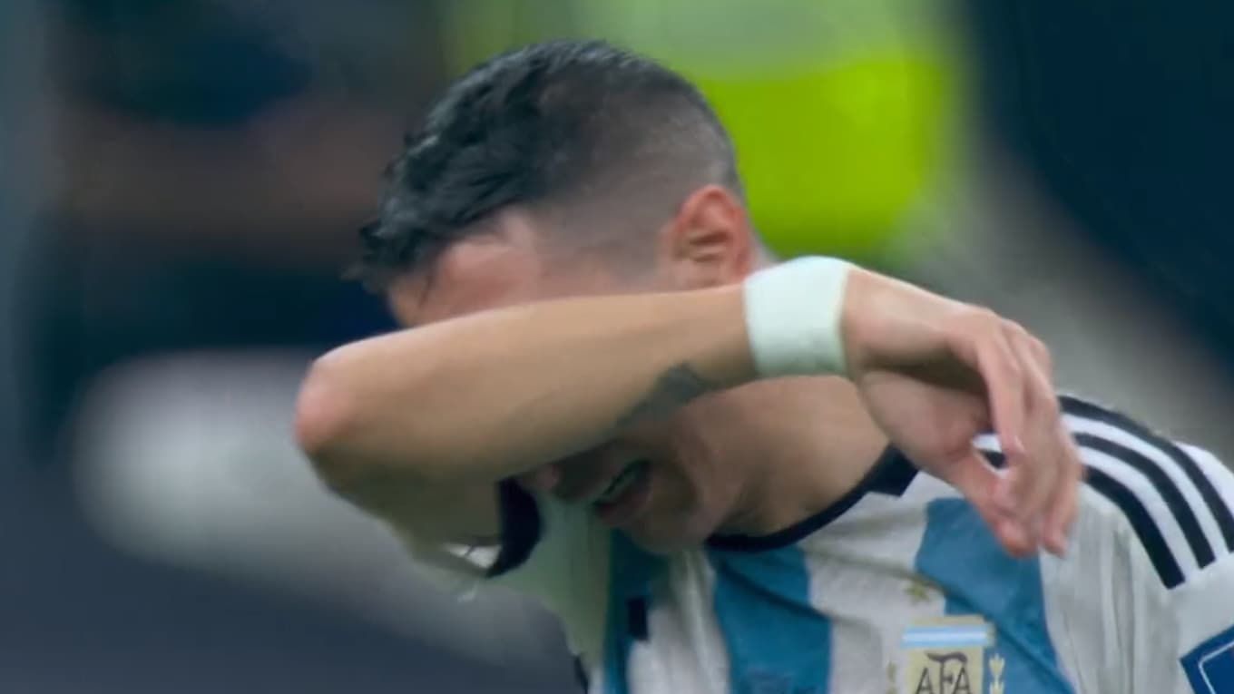France-Argentine: l’émotion débordante de Di Maria, en larmes après son but
