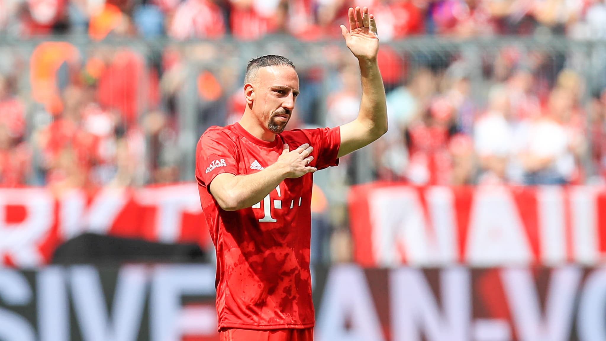 Le "Kaiser" Franck Ribéry annonce officiellement sa retraite, à 39 ans