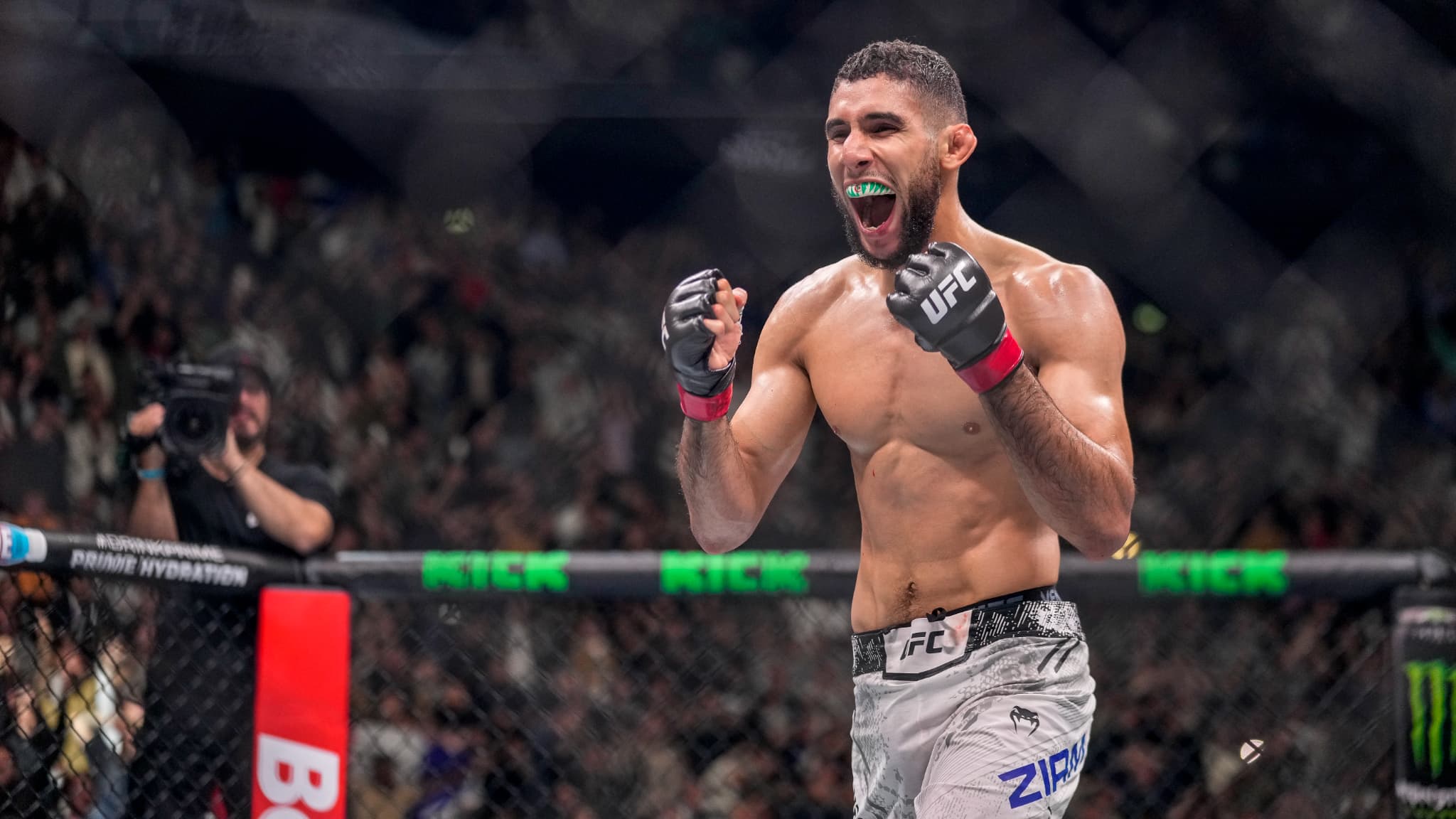UFC: Farès Ziam intègre le top 15 de sa catégorie après sa victoire ...