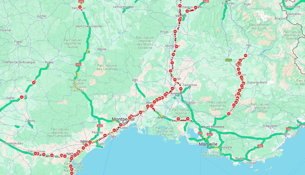 Blocages des agriculteurs: du "jamais vu" sur les autoroutes A7 et A9 ...