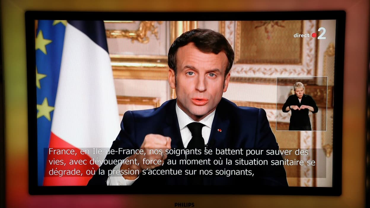 Macron: Macron: