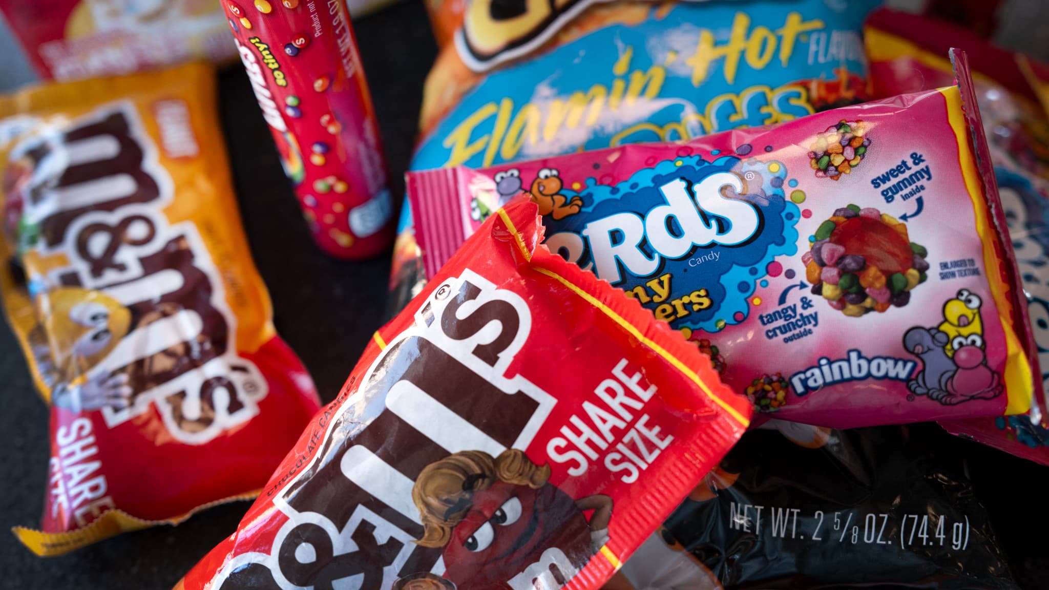 "Face à un barjot comme Trump, pas le choix": faut-il boycotter les ...