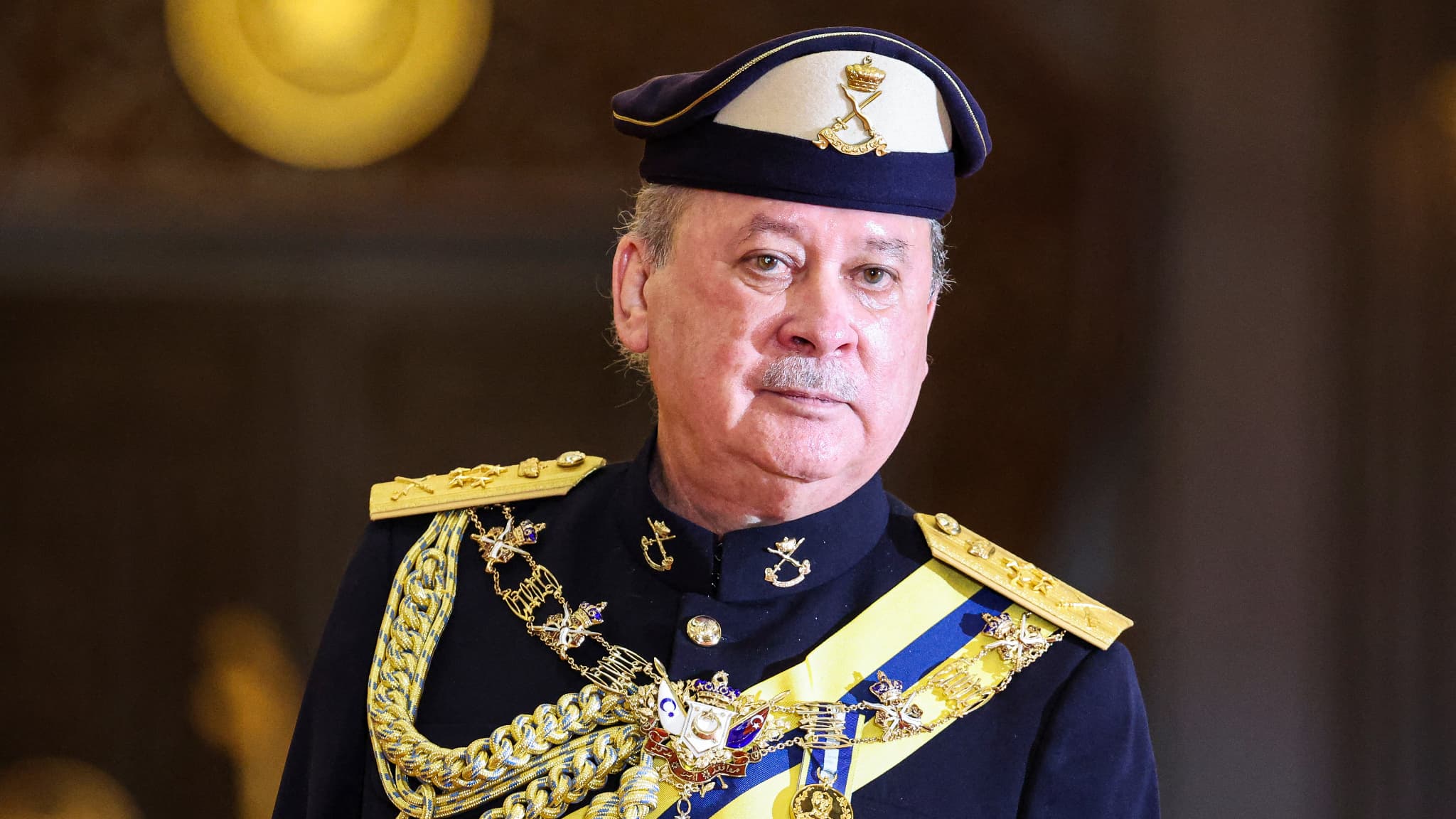 La Malaisie a désigne son nouveau roi pour cinq ans, un sultan milliardaire au franc-parler