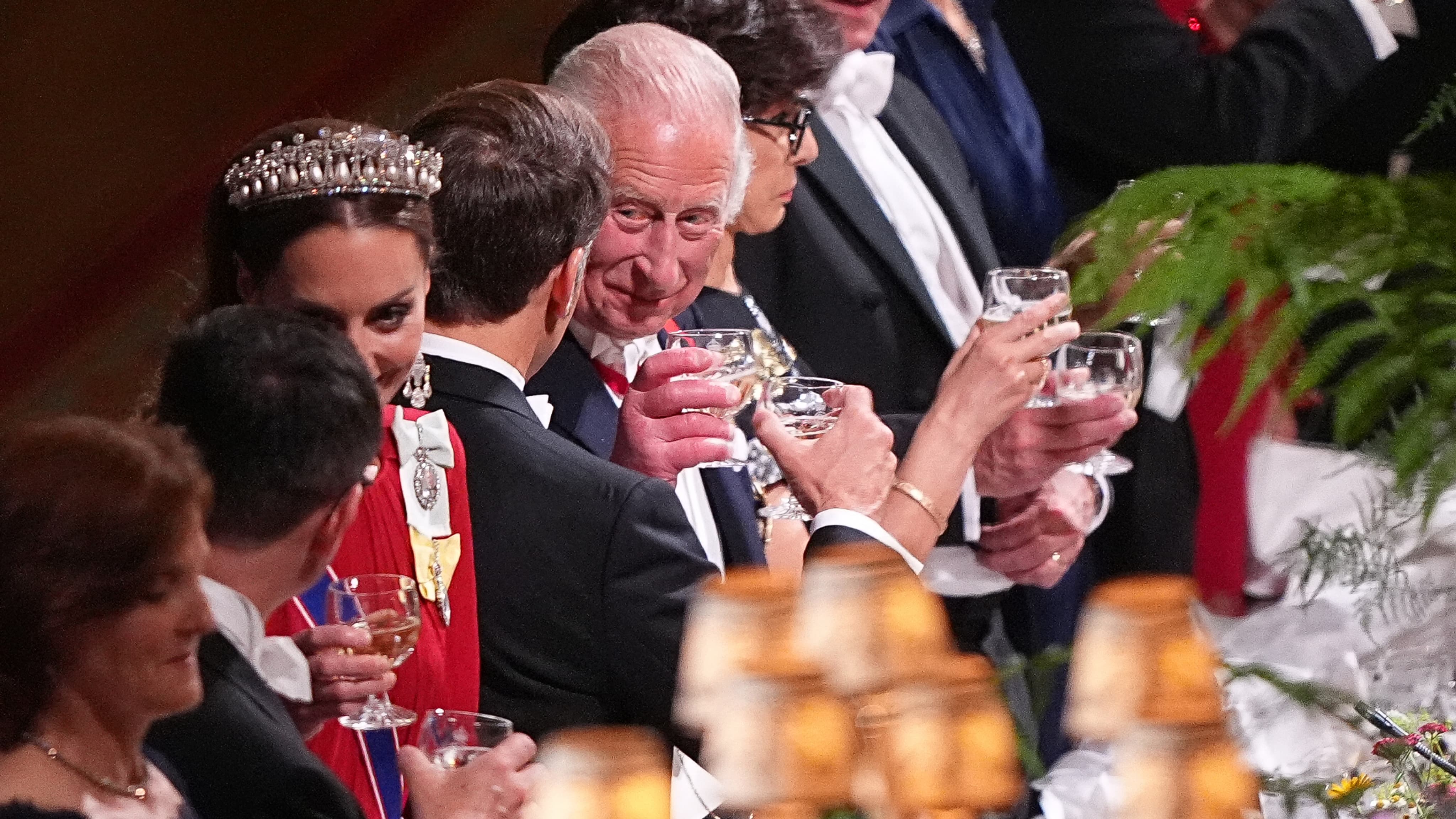 Emmanuel Macron au Royaume-Uni: défilé à Windsor et discours au ...