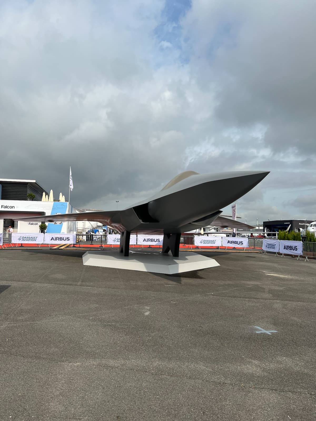 Salon du Bourget: Rafale, NGF, A400M, MRTT, Falcon 6X, ces avions ...