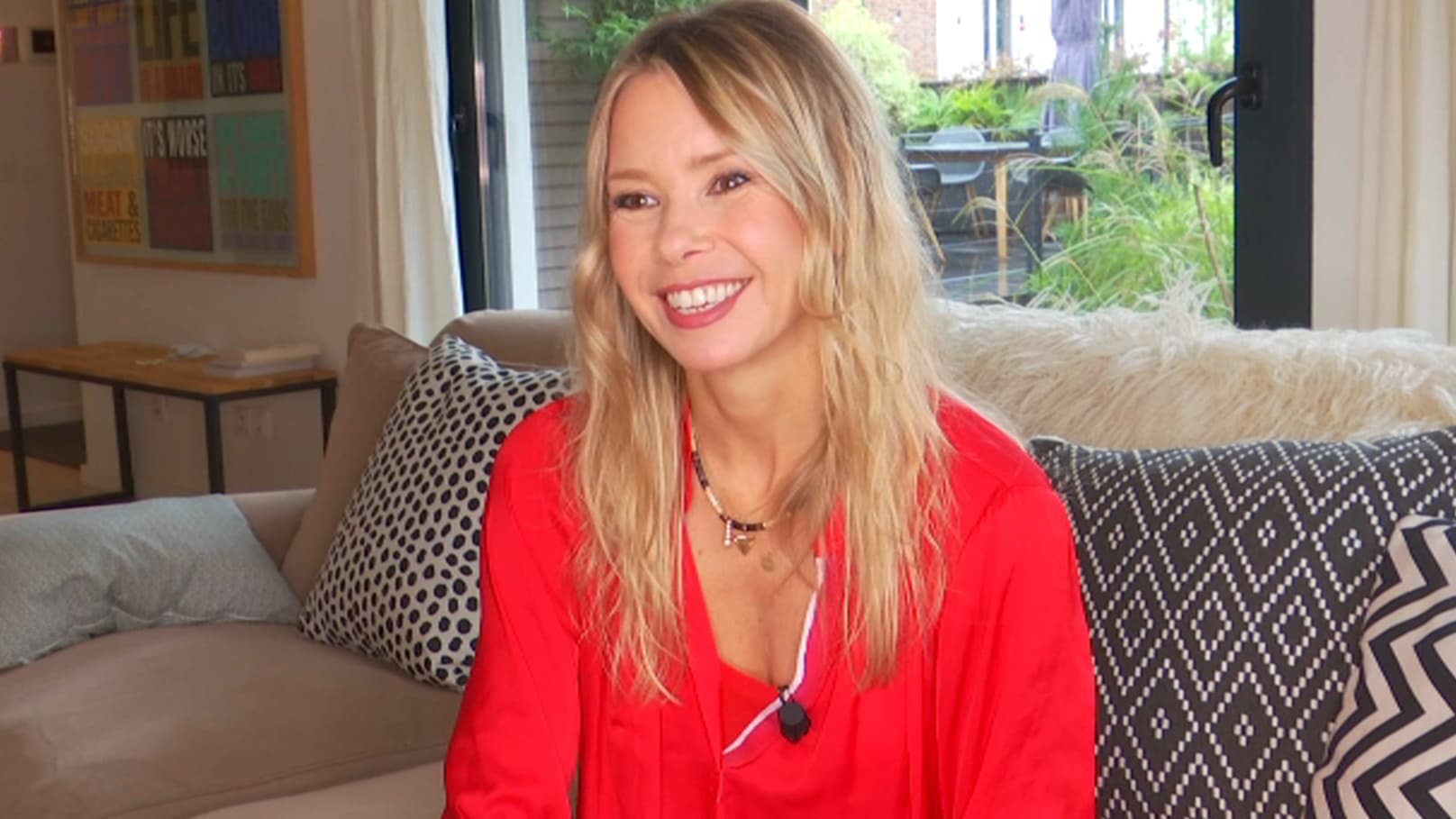 Romane Serda: avec Renaud, "un amour qui dépasse le couple"