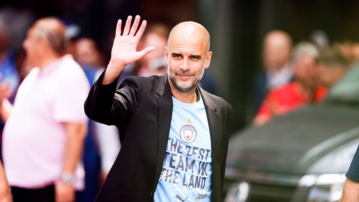 Manchester City: Guardiola a offert sa prime de titre à des salariés du ...