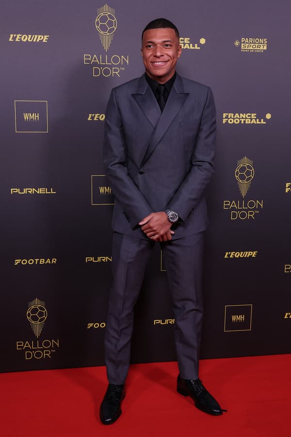 Du smoking impeccable au pull audacieux, les plus beaux looks Dior de ...