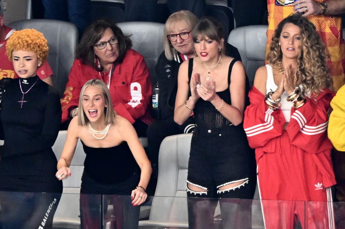 DIRECT. Super Bowl (NFL): la vive émotion de Taylor Swift dans les bras ...