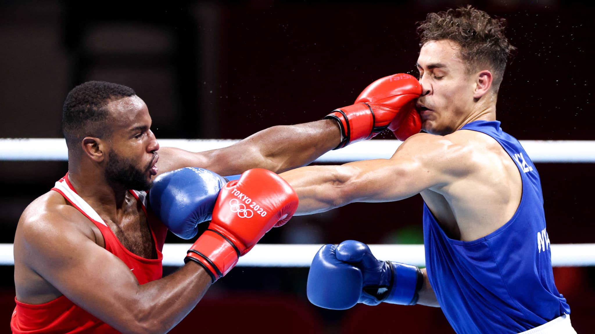 JO 2021 (boxe): à la Mike Tyson, un boxeur marocain tente de mordre l ...