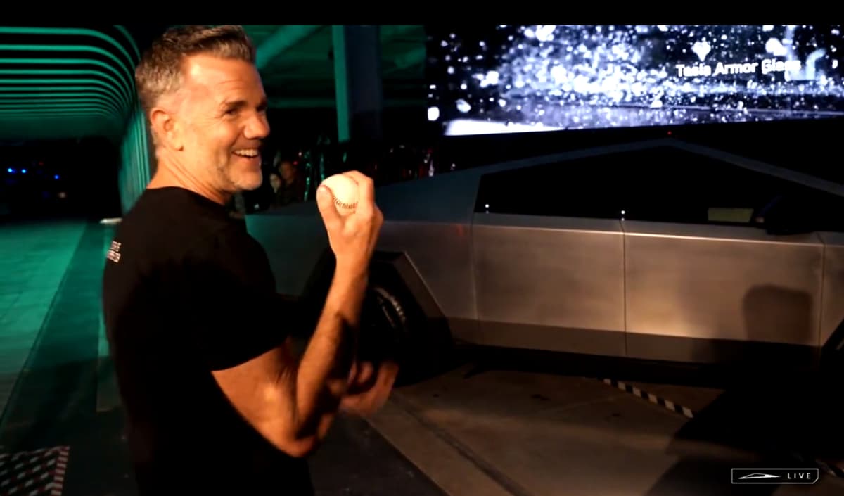 Armes à feu, Porsche, baseball... Elon Musk et Tesla ont livré les ...