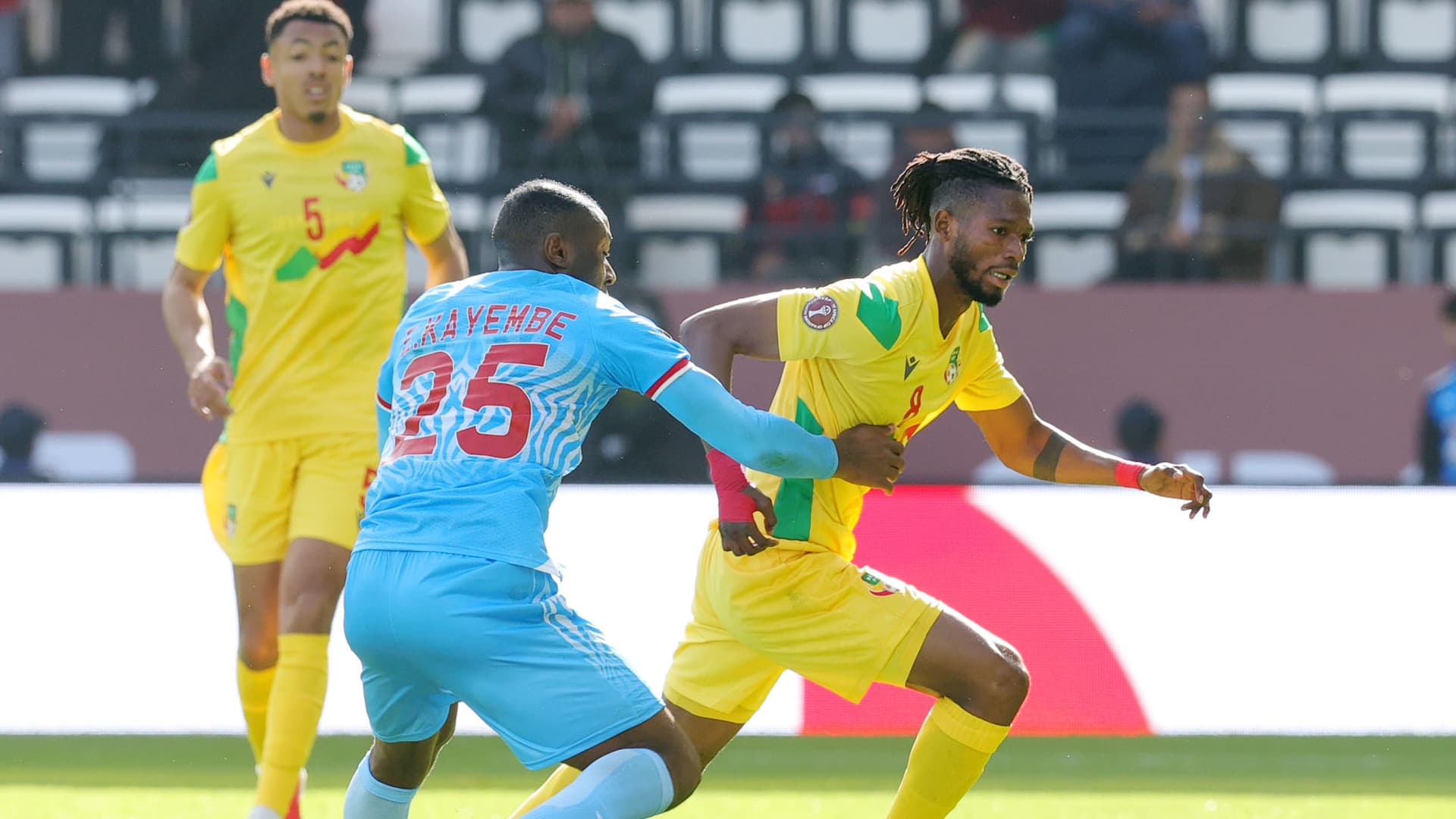 RD Congo-Bénin: main dans la surface de Mbemba, la VAR momentanément en ...
