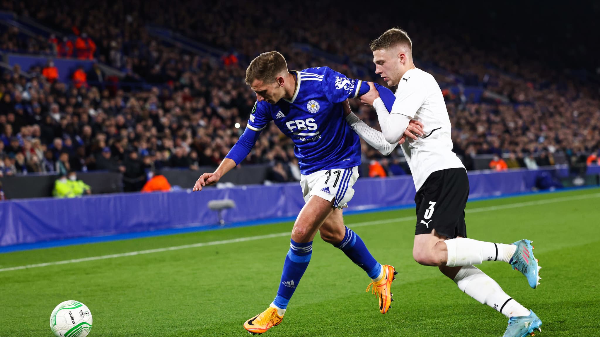 Leicester-Rennes: Albrighton, en pleine lucarne, ouvre le score pour ...