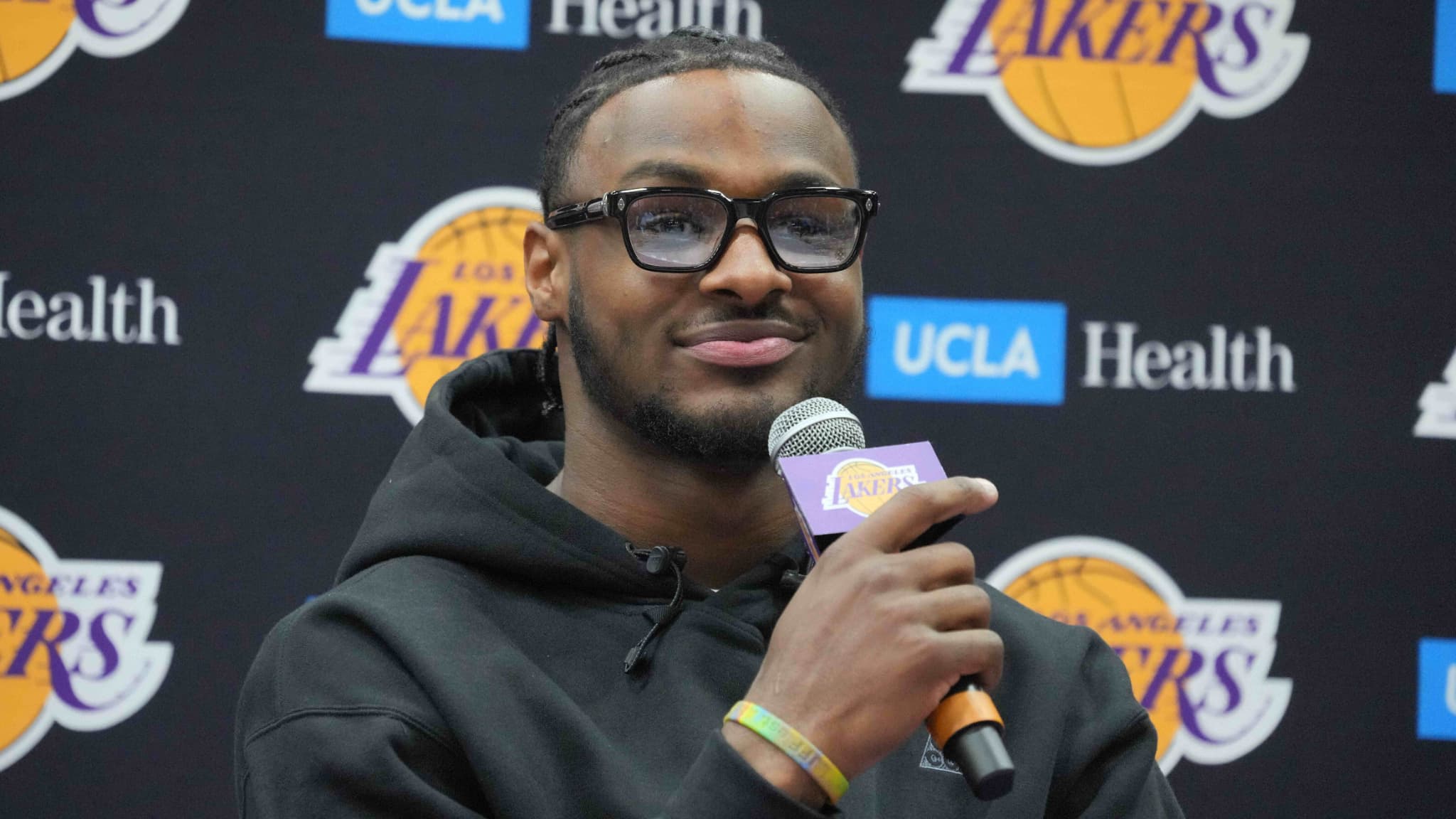 NBA: drafté par les Lakers de son père, Bronny James promet de faire ...