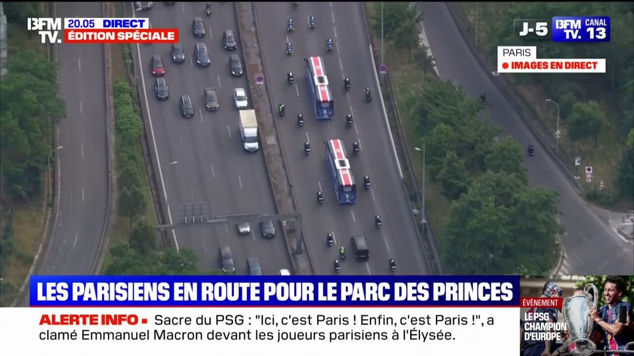 Sacre du PSG: les joueurs parisiens sont en route pour le Parc des Princes pour célébrer leur ...