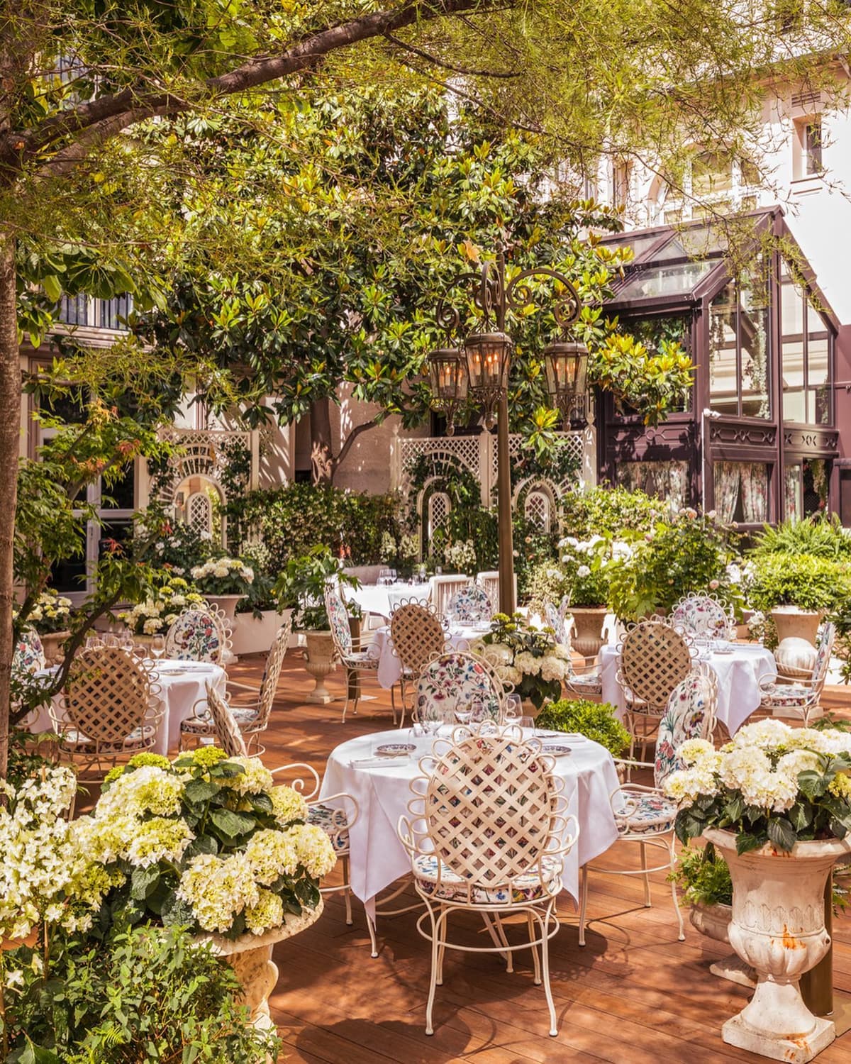 Les plus beaux jardins secrets de Paris