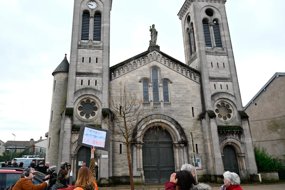 Messe à Verdun: le préfet de la Meuse fait deux signalements à la ...