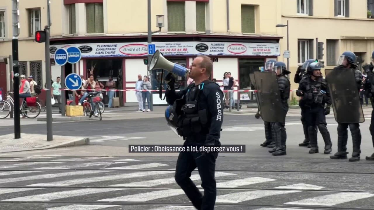 Lyon Des Dégradations Lors De La Manifestation Contre Les Violences