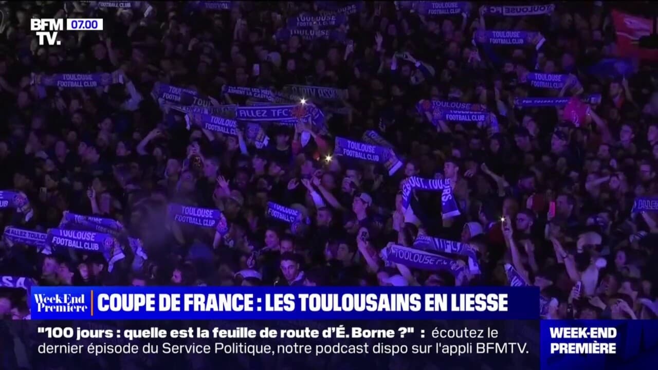 Coupe de France: les Toulousains ont entonné l'hymne du TFC sur la place du Capitole samedi soir ...