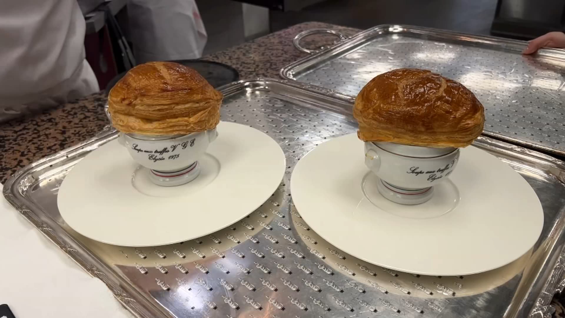 Ces plats emblématiques de Paul Bocuse, toujours à la carte de l ...