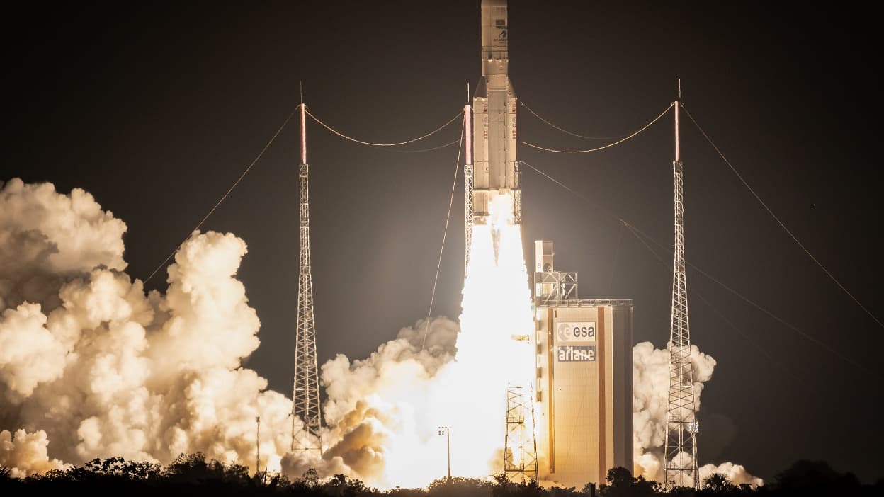 Lancement réussi pour la fusée Ariane 5 après trois reports