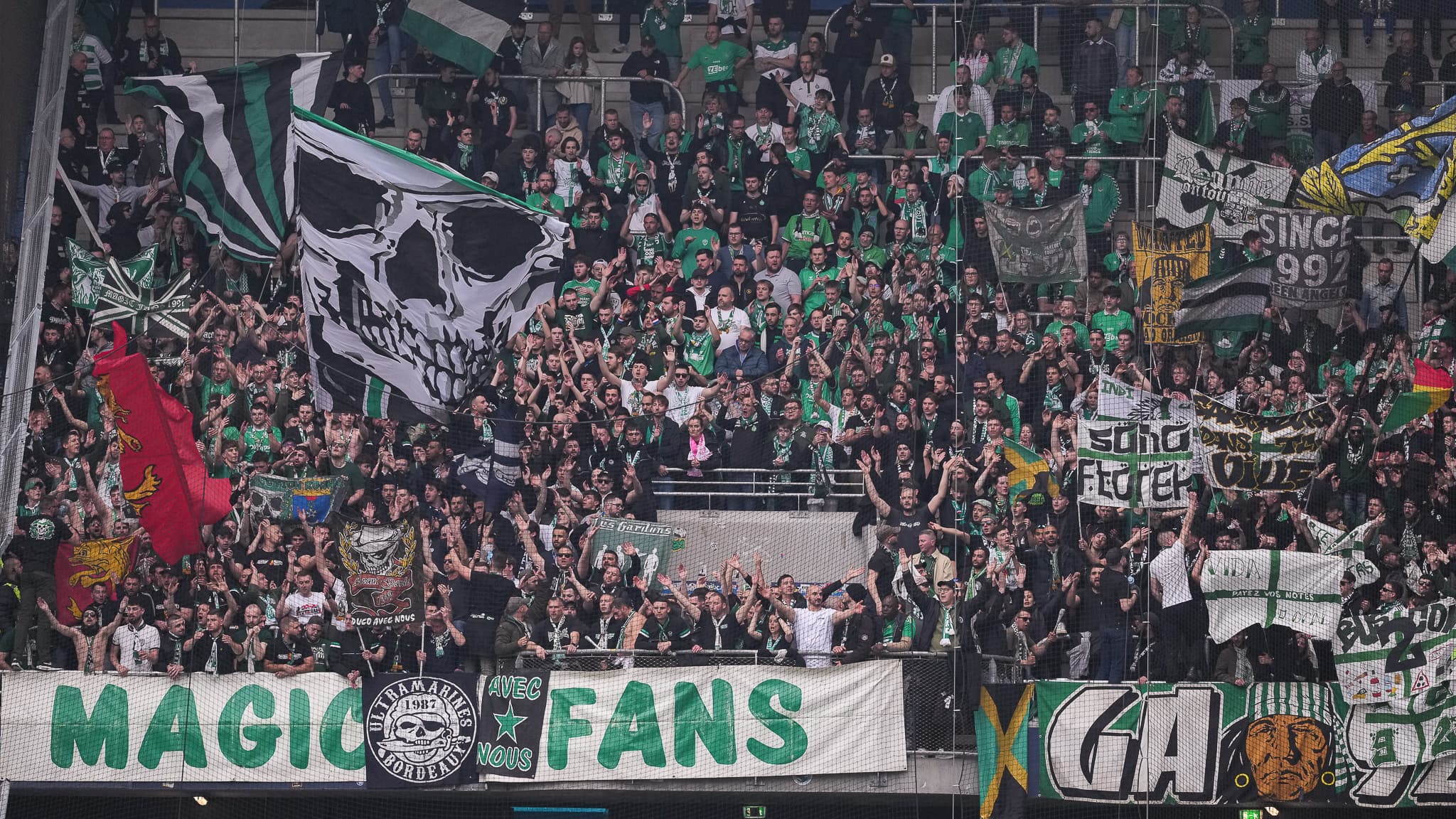 ASSE: des supporters de toute l'Europe apportent leur soutien aux Green ...