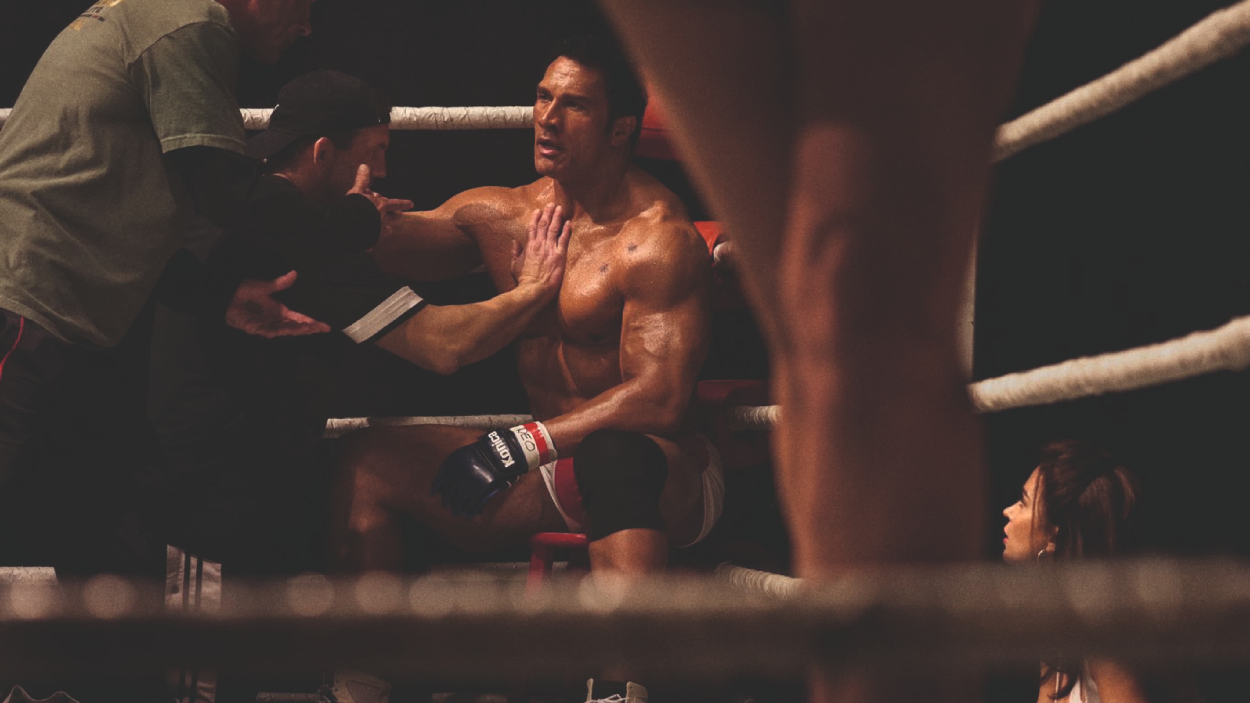 "Smashing Machine": dans la peau de Mark Kerr, Dwayne Johnson incarne ...