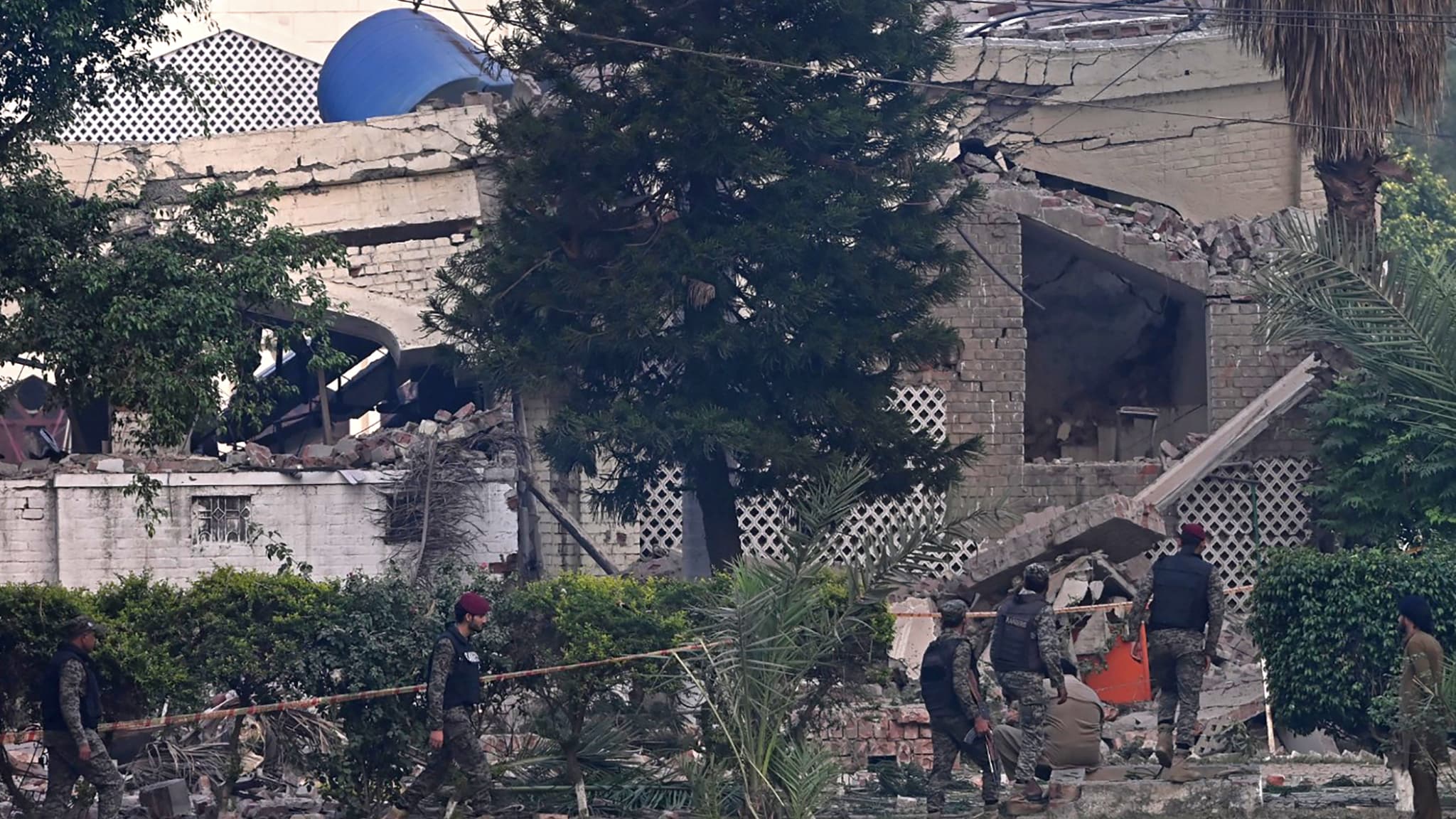 "J'ai vu des obus tomber": violents bombardements entre l'Inde et le ...