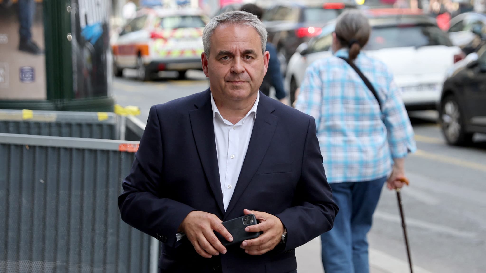 Xavier Bertrand épingle la SNCF sur sa gestion "chaotique" de la panne ...