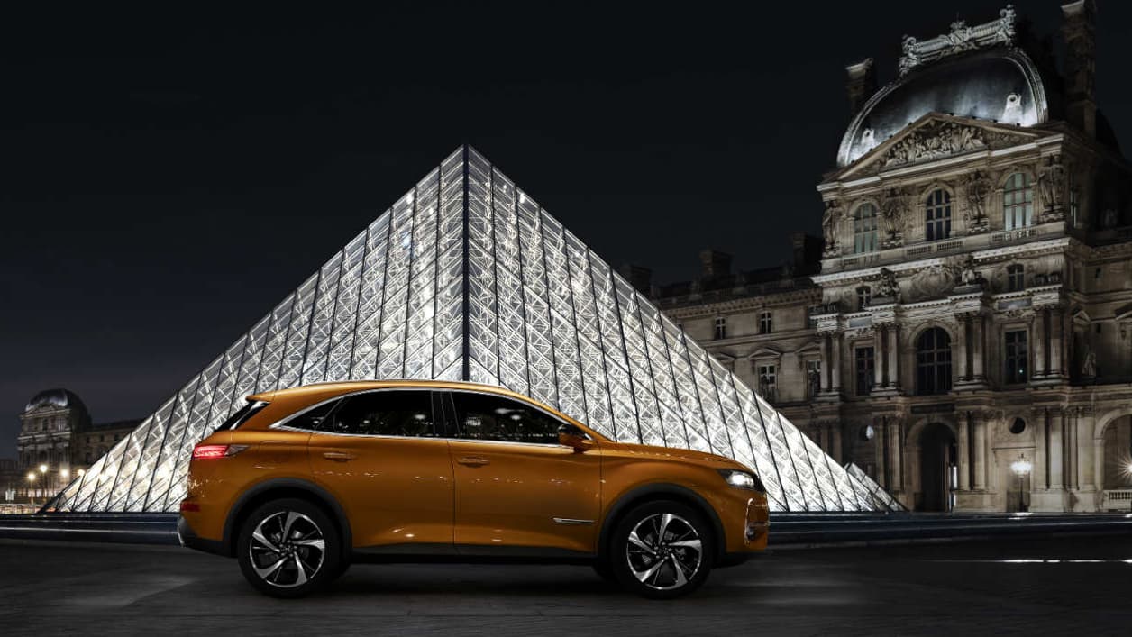 Emmanuel Macron choisit le DS7 Crossback comme voiture d’apparat