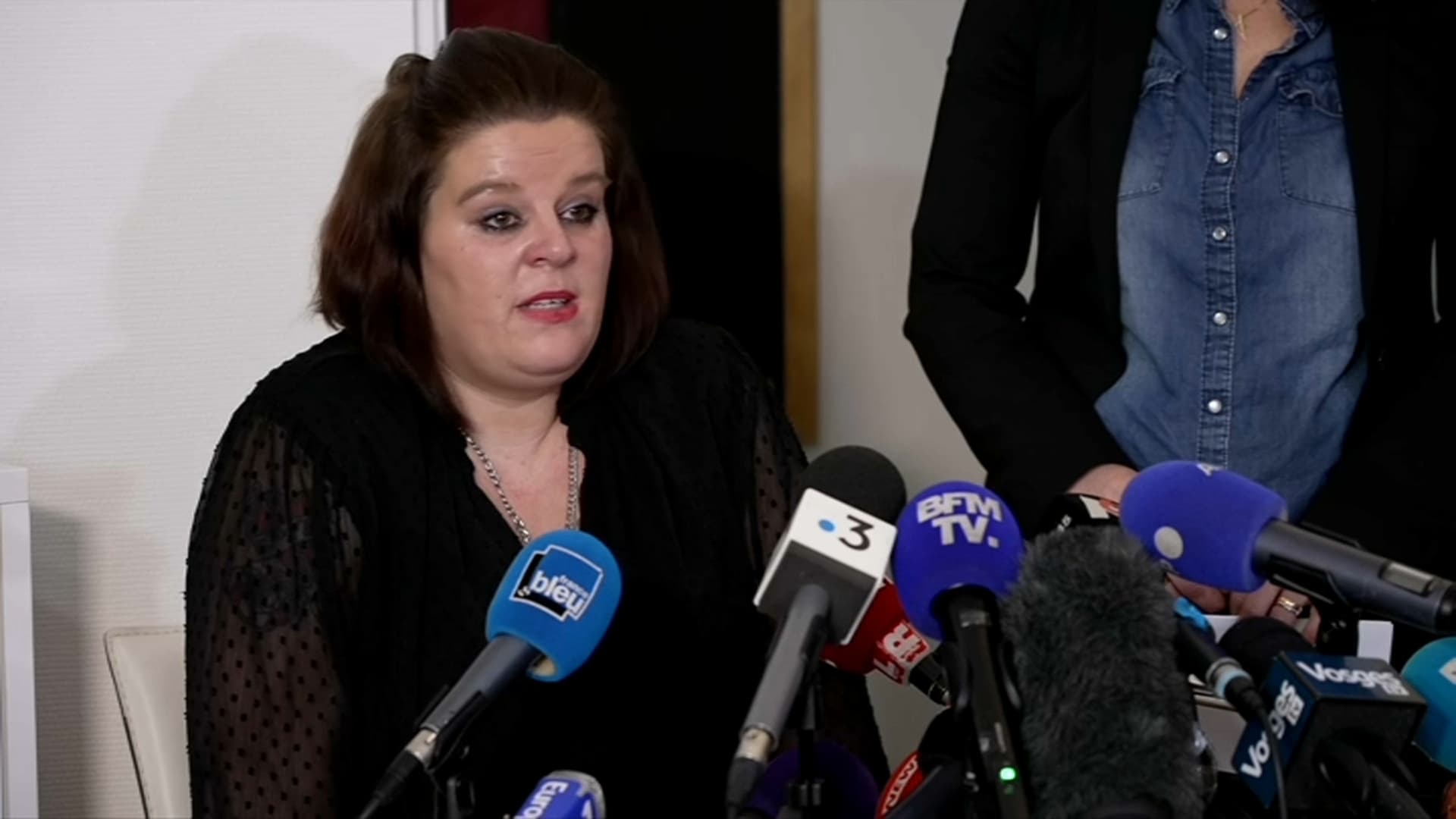 "Il fallait réagir": la mère de Lucas estime que l'école "aurait dû ...