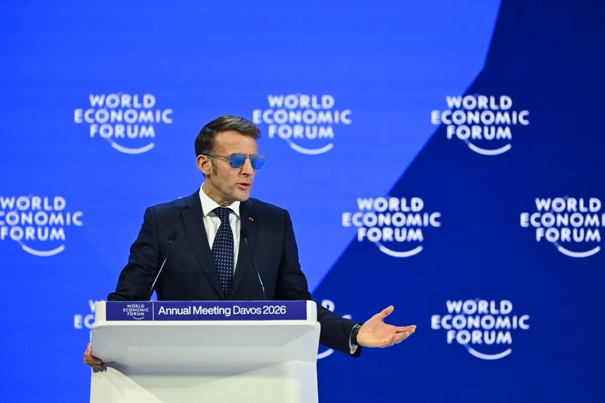 En vidéo, dessin ou en musique, le "For Sure" d'Emmanuel Macron ...