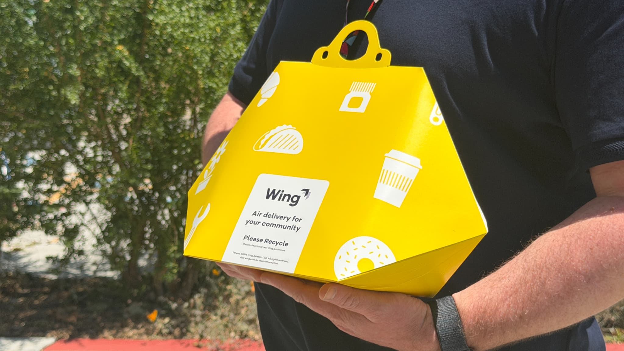 On a essayé Wing, le service de livraison par drone de Google, plus sûr ...