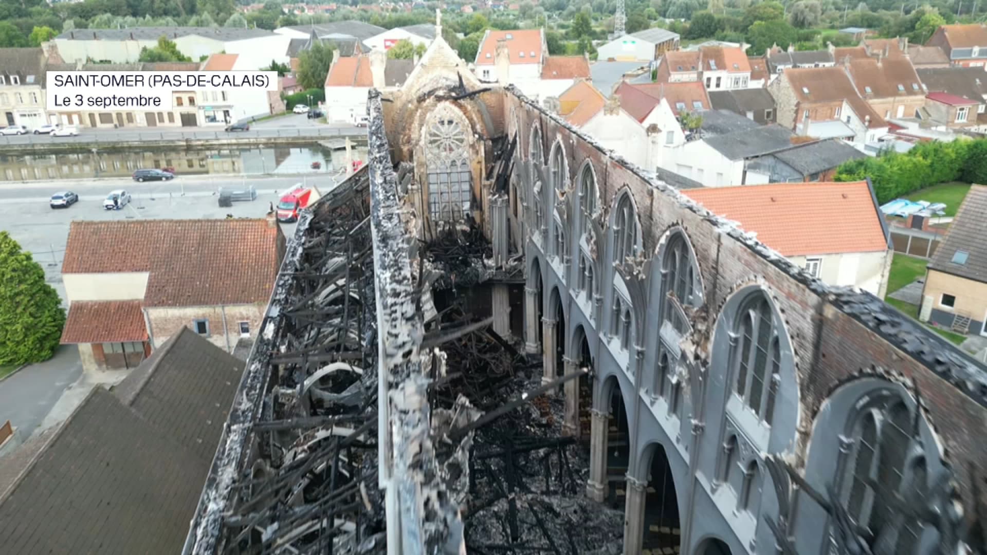 Les images aériennes des dégâts causés par l'incendie de l'église de l ... Les images aériennes des dégâts causés par l'incendie de l'église de l ...