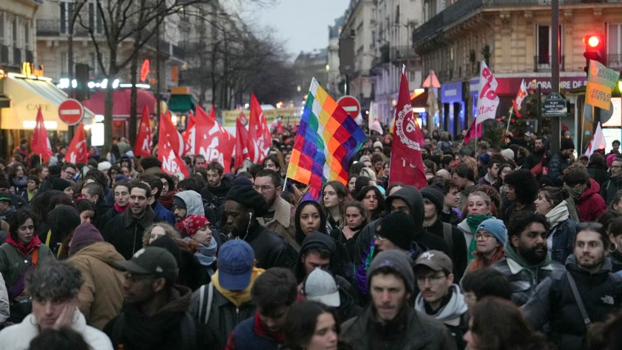 Paris: des dégradations en marge d'une manifestation non-déclarée de ...