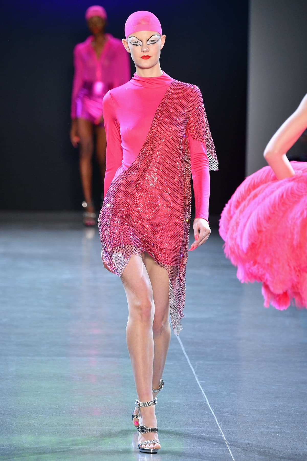 Fashion Week: les 7 tendances les plus loufoques repérées sur les podiums