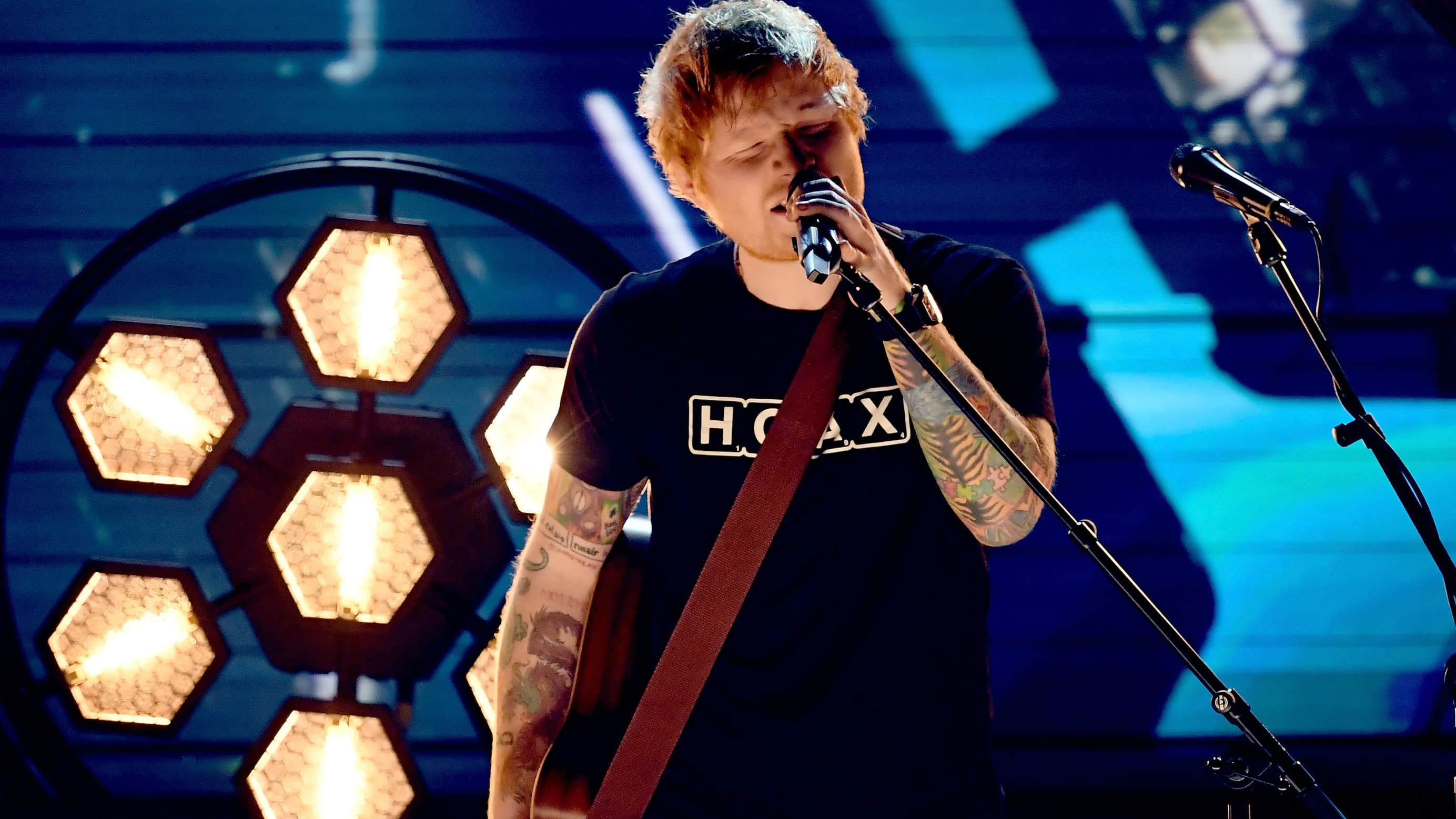 Du folk au rap, Ed Sheeran, le prodige britannique, signe un troisième ...