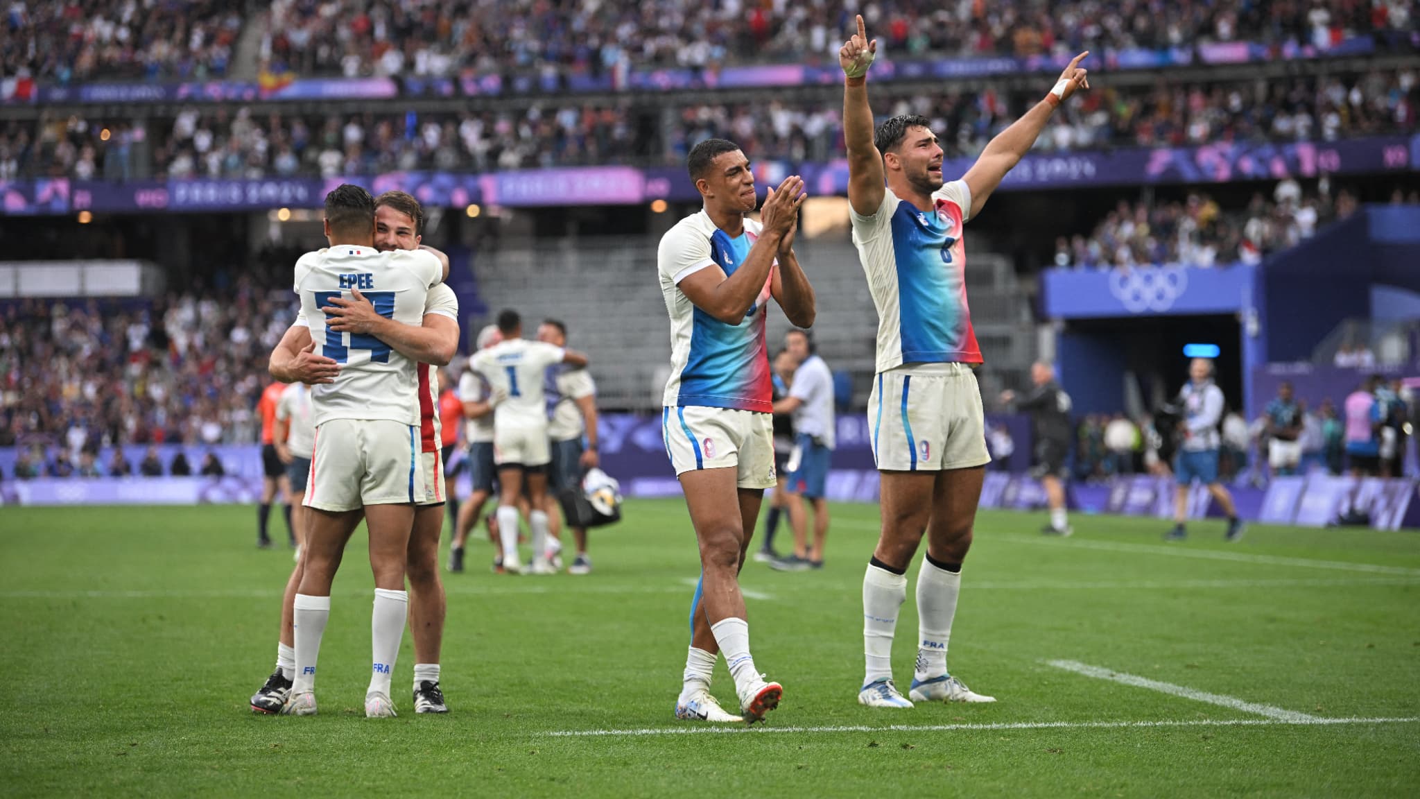 JO 2024: Antoine Dupont et les Bleus du rugby à 7 arrachent la première ...