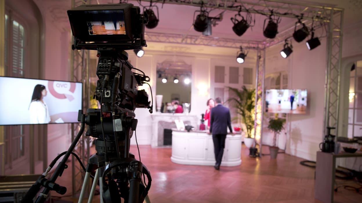 Le géant du téléshopping QVC arrive en France