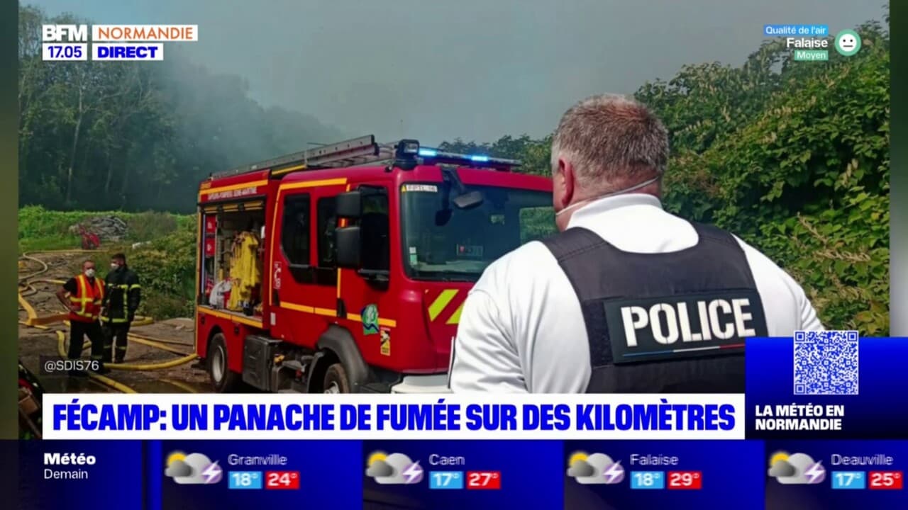 Fécamp: un panache de fumée visible sur plusieurs kilomètres