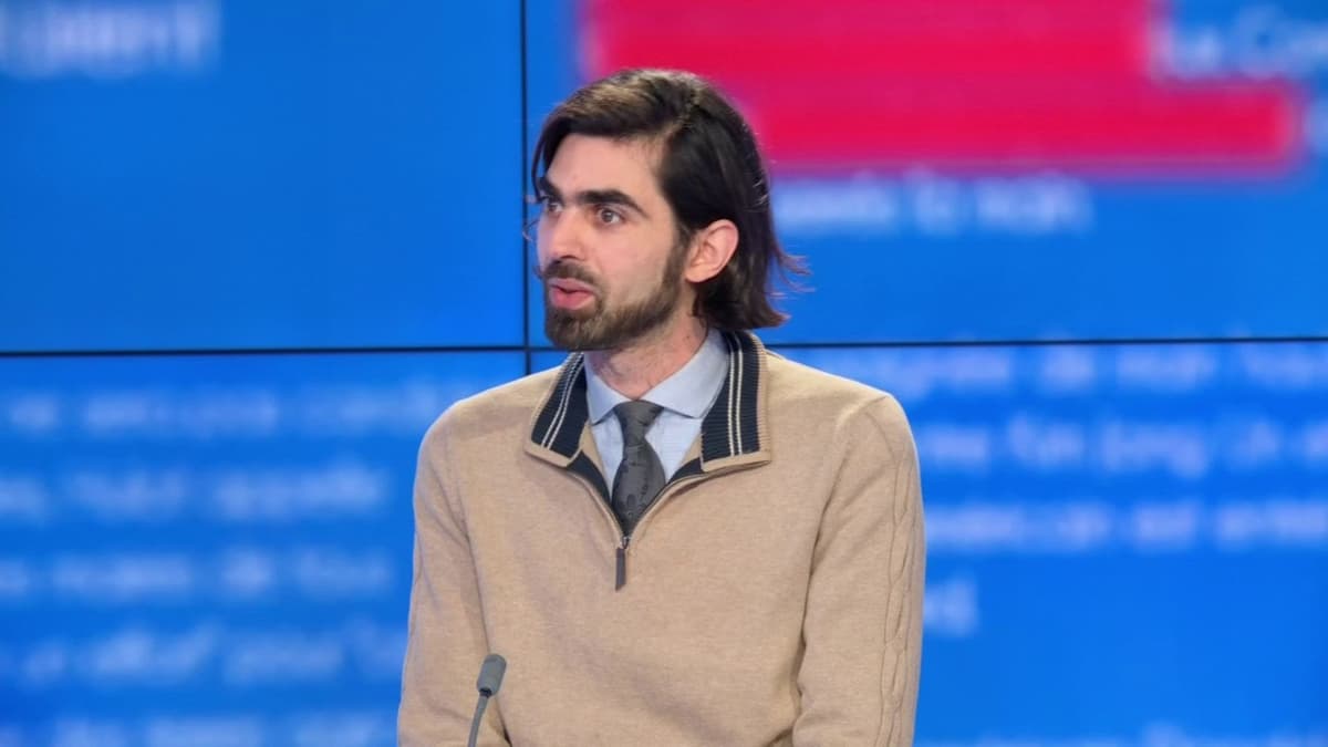 Messe sans gestes barrières à Paris: Alexandre Mouci, chantre à l ...