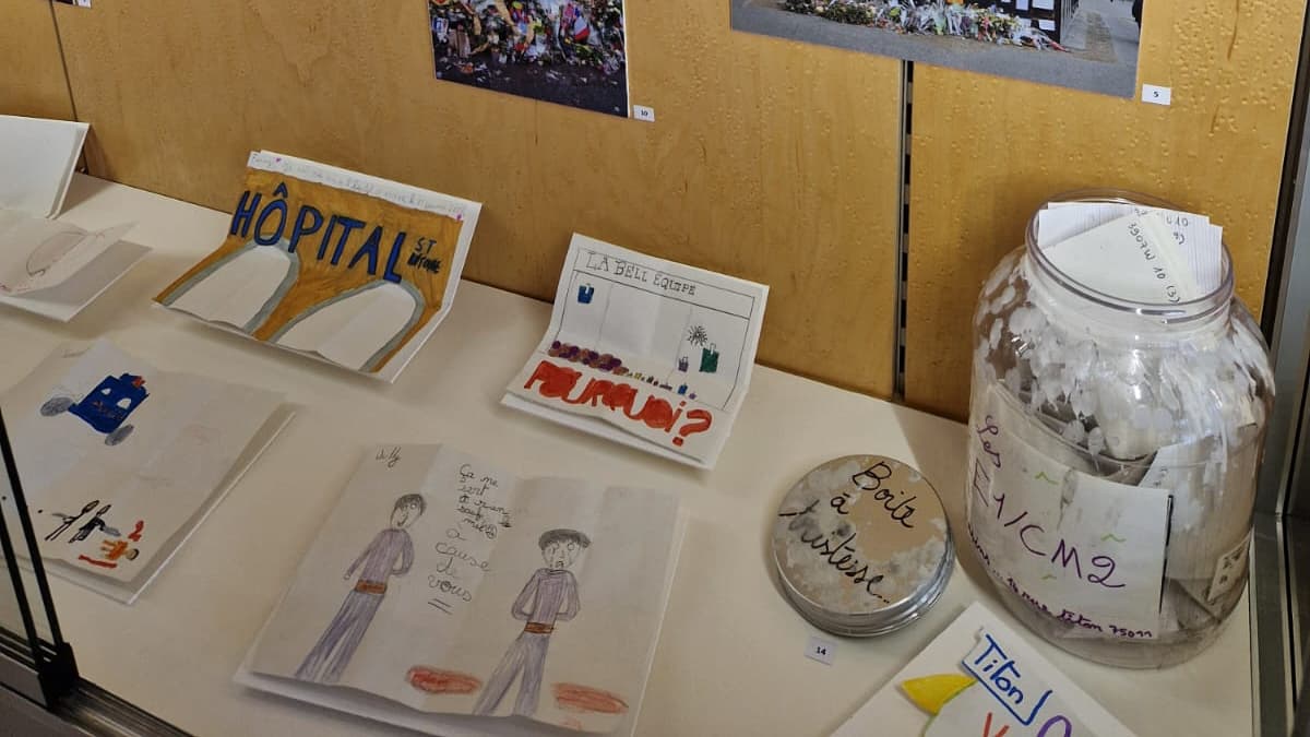 Une "trace de l’émotion collective": dessins, messages… que sont ...