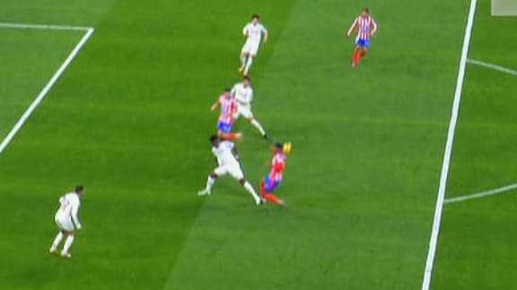 "Corruption à la Fédération": polémique d'arbitrage sur un penalty lors ...