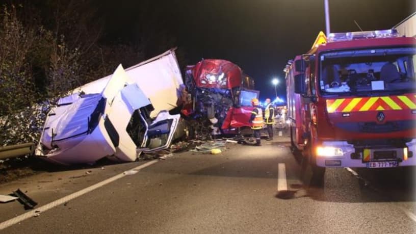 Nord: un important bouchon sur l'autoroute A1 causé par un accident entre deux poids lourds
