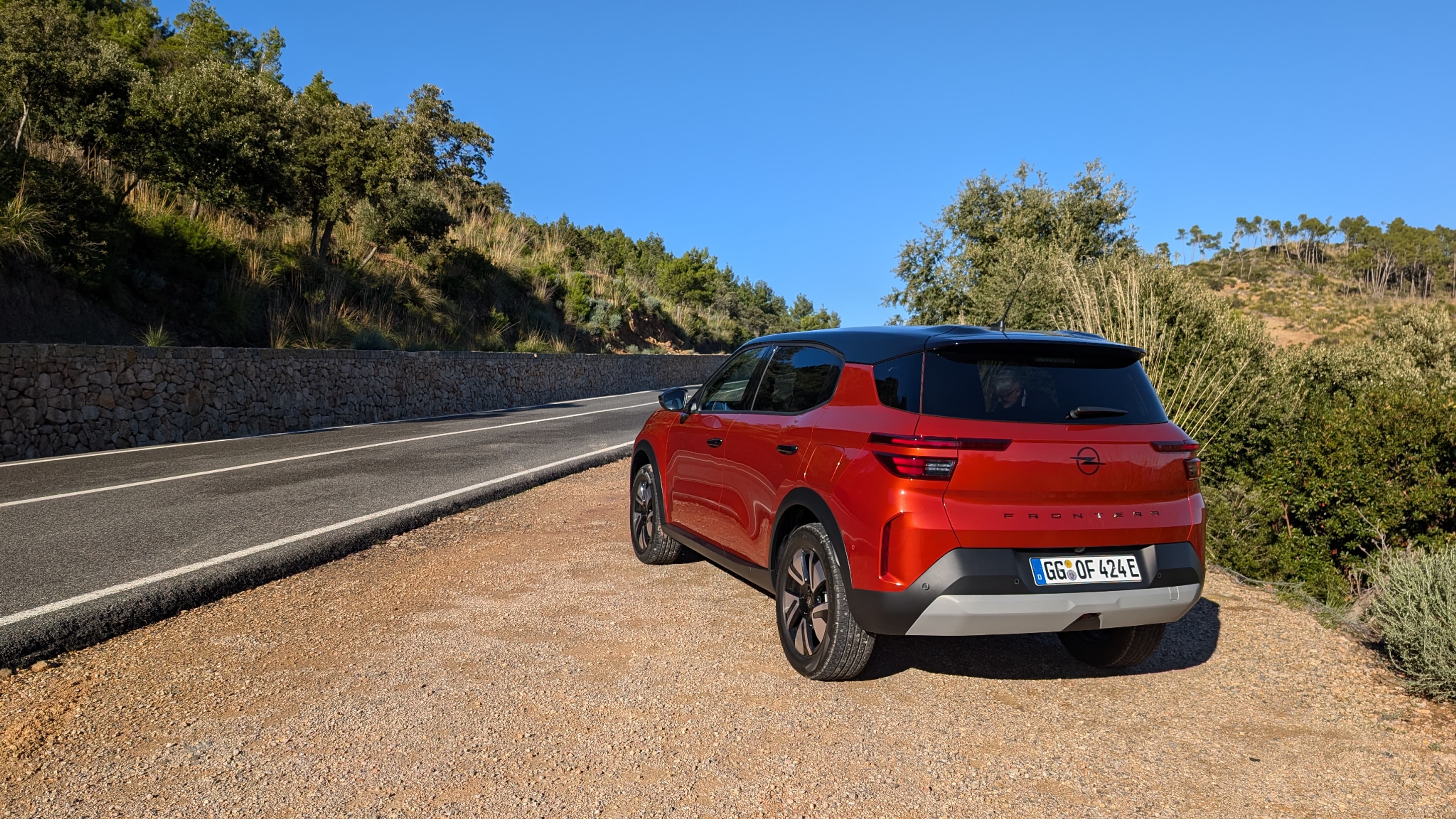 ESSAI. Opel Frontera hybride et électrique, le virage low-cost