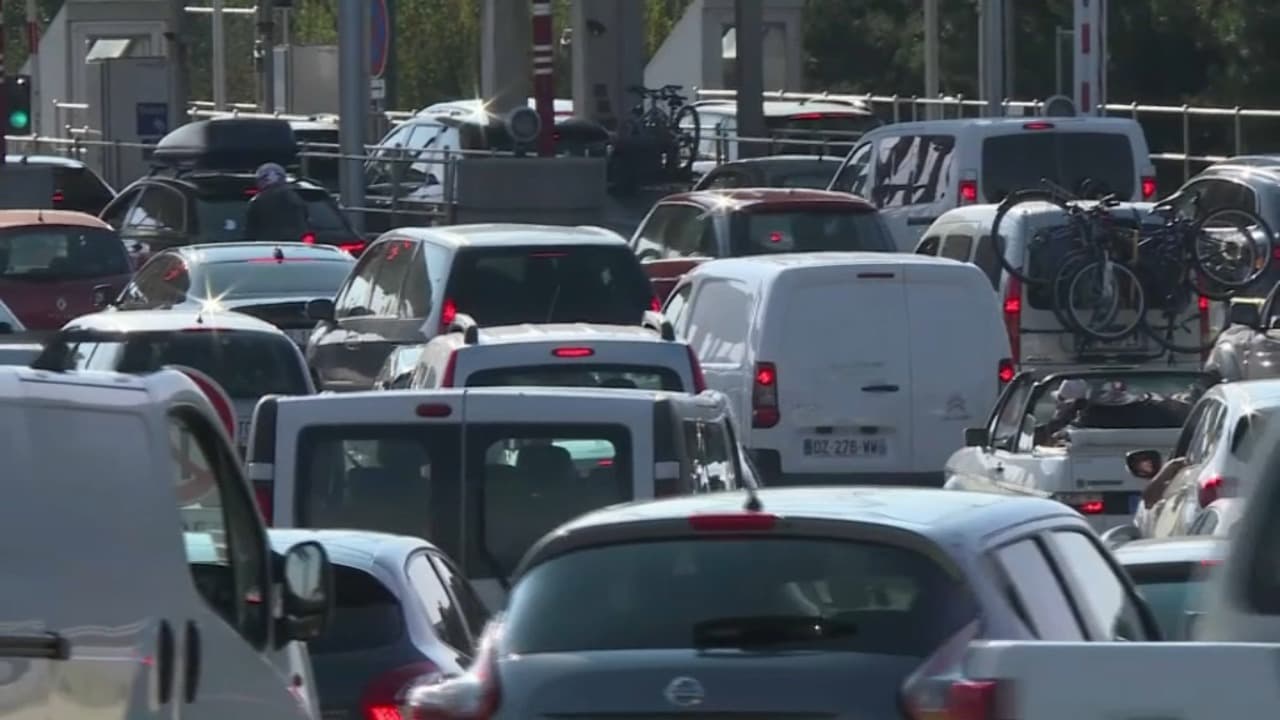 Bouchons et canicule: nos conseils pour la route
