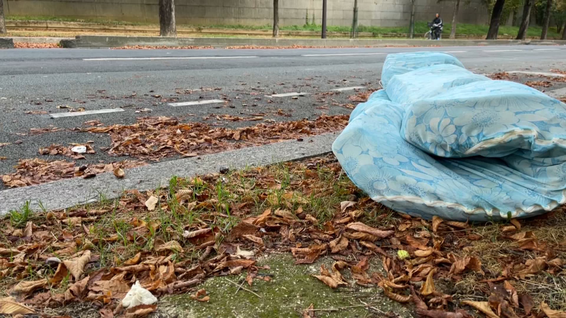 "C'est trop sale": Saint-Mandé reproche à la mairie de Paris de mal ...